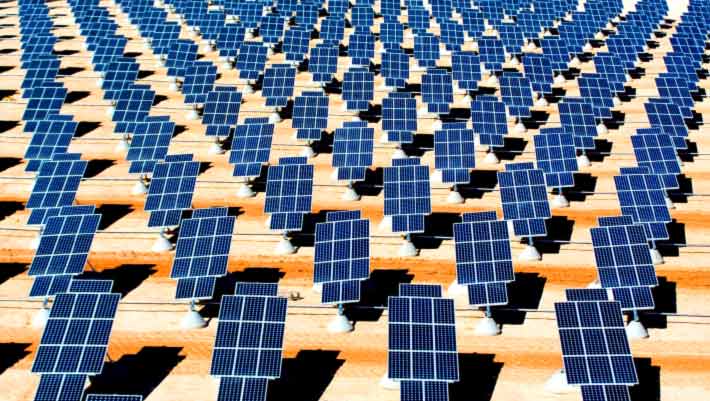 Photosynthetic Solar Cell Converts Atmospheric Carbon Dioxide, Sunlight ...