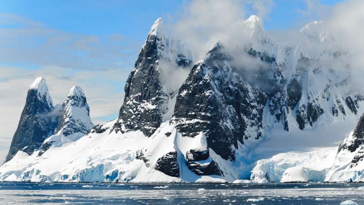 91 New Subglacial Volcanoes Discovered in West Antarctica | Geoscience ...