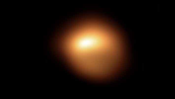 Betelgeuse Supernova Simulation