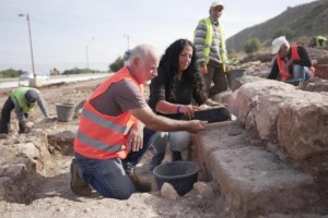 Israeli Archaeologists Unearth 2,000-Year-Old Synagogue | Sci.News