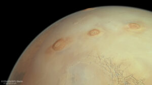 New Research Uncovers Hidden Complexity beneath Martian Surface | Sci.News